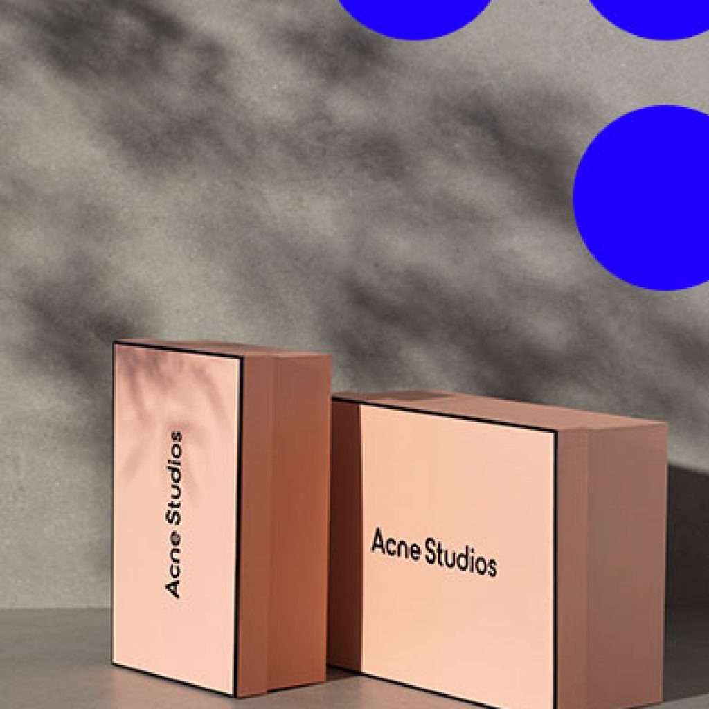 Shipping bag with added brand value | Scanlux Packaging